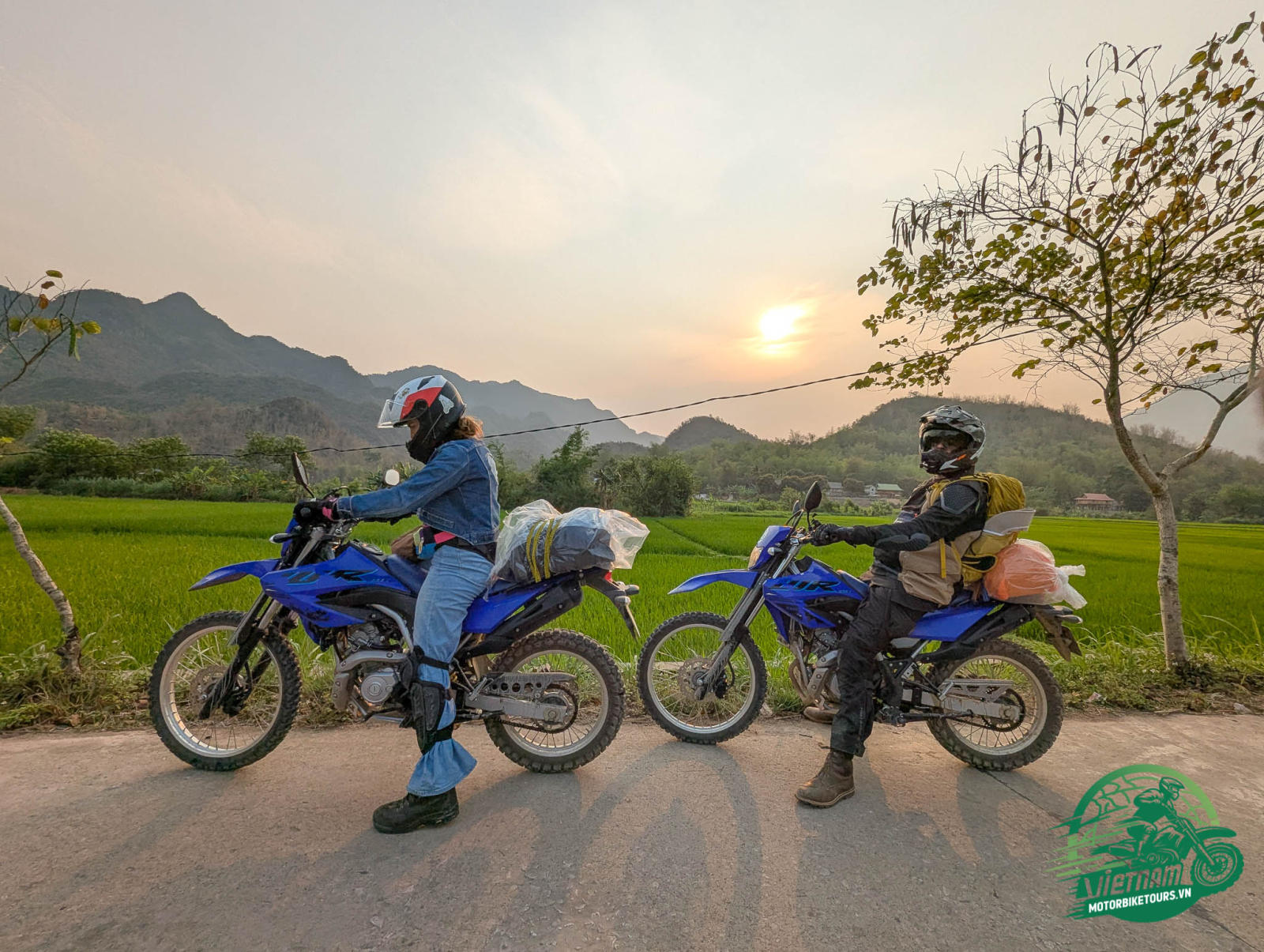 Hanoi Loop Motorbike Tour: 4-Day Adventure to Thac Ba & Phu Yen